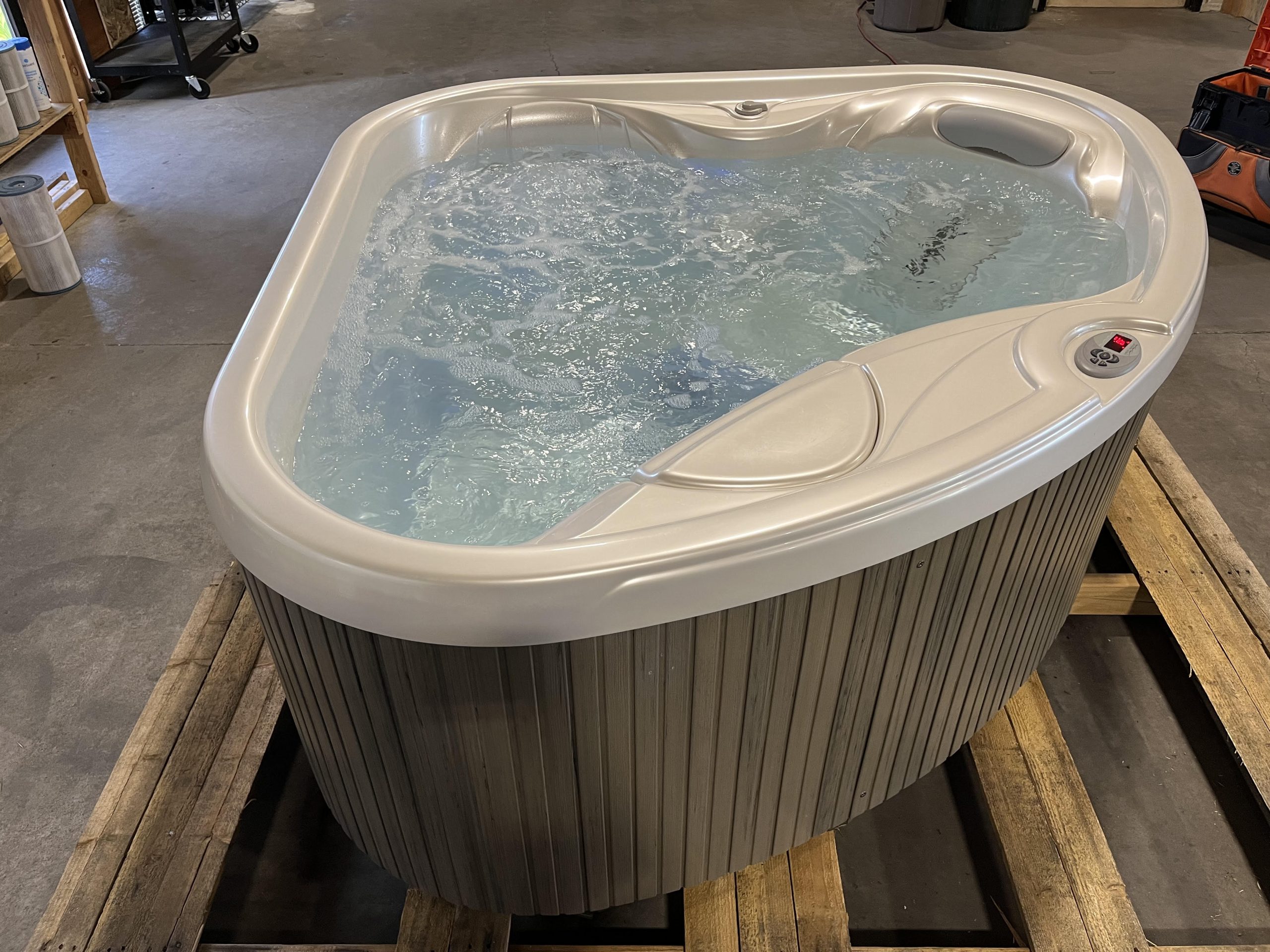 Clearance Spas - The Hot Tub Store
